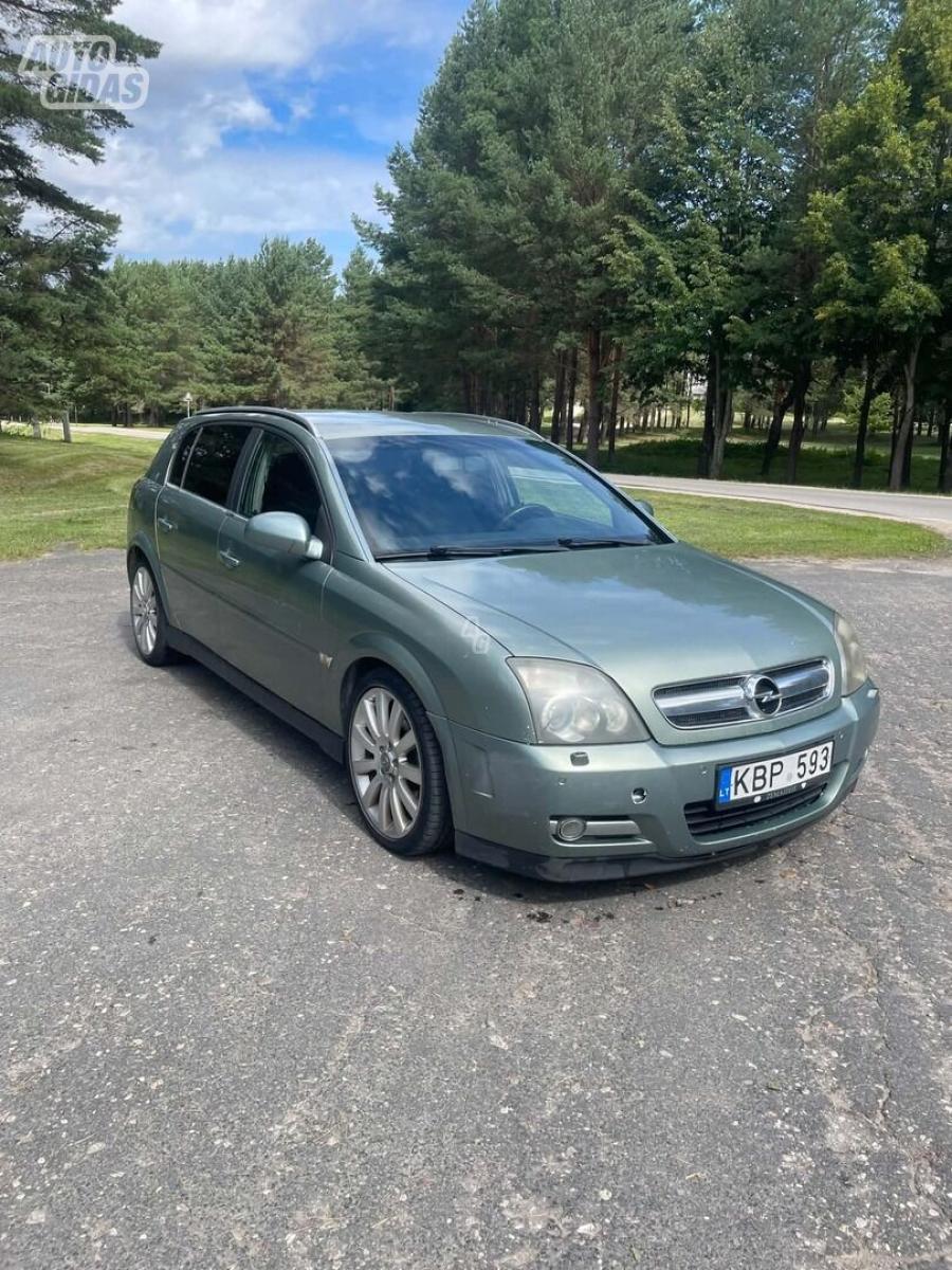 Opel Signum 2004 in Mazeikiai, with an engine capacity of 1.90 L and mileage of 326 thousand km for 800 €, photo 1 on AUTOMOTO.COM.LV