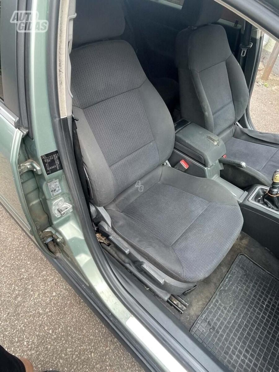 Opel Signum 2004 in Mazeikiai, with an engine capacity of 1.90 L and mileage of 326 thousand km for 800 €, photo 13 on AUTOMOTO.COM.LV