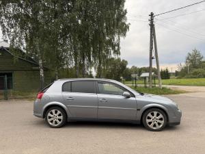 Opel Signum 2004 in Vilnius, with an engine capacity of 1.90 L and mileage of 313 thousand km for 399 €, photo 4 on AUTOMOTO.COM.LV