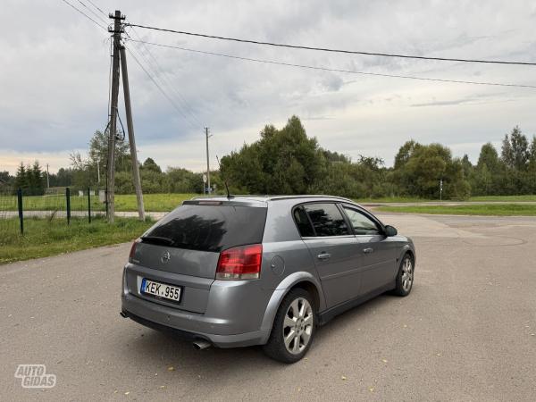 Opel Signum 2004 Viļņa vietnē Opel Signum 2004 Viļņa, ar dzinēja tilpumu 1.90 L un nobraukumu 313 tūkst. km par 399 €, foto 5 vietnē AUTOMOTO.COM.LV
