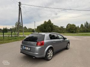 Opel Signum 2004 in Vilnius, with an engine capacity of 1.90 L and mileage of 313 thousand km for 399 €, photo 5 on AUTOMOTO.COM.LV