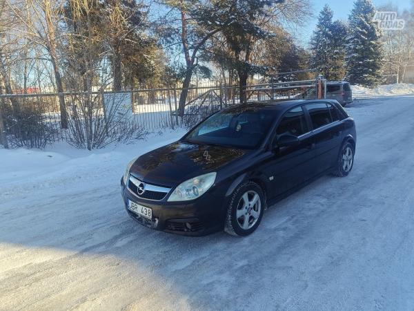 Opel Signum 2005 in Jonava, with an engine capacity of 1.90 L and mileage of 325 thousand km for 1400 €, photo 2 on AUTOMOTO.COM.LV