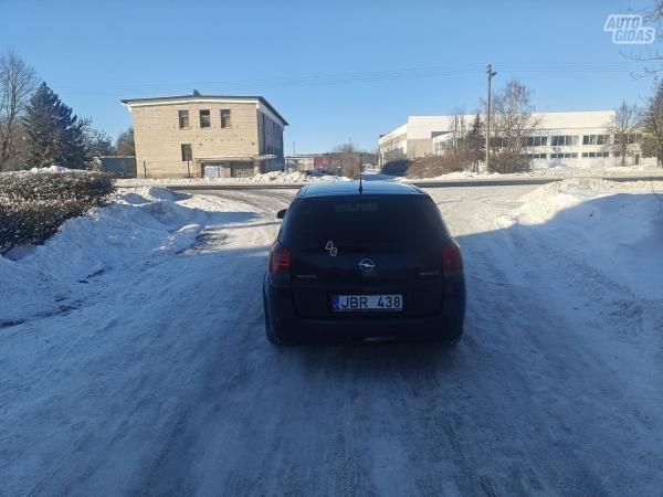 Opel Signum 2005 in Jonava, with an engine capacity of 1.90 L and mileage of 325 thousand km for 1400 €, photo 7 on AUTOMOTO.COM.LV