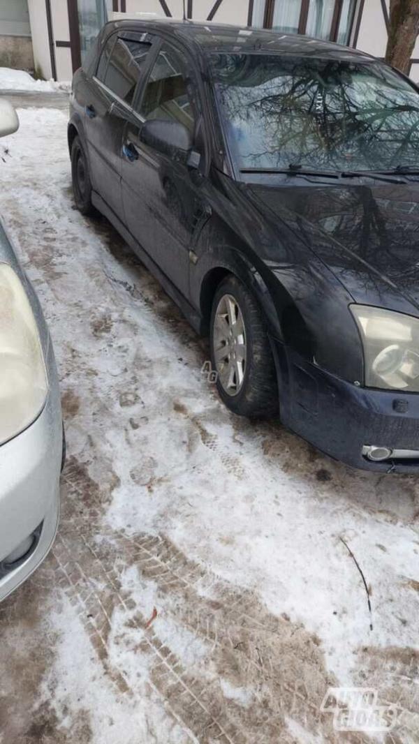 Opel Signum 2005 Viļņa, ar dzinēja tilpumu 2.20 L un nobraukumu 300 tūkst. km par 980 €, foto 2 vietnē AUTOMOTO.COM.LV