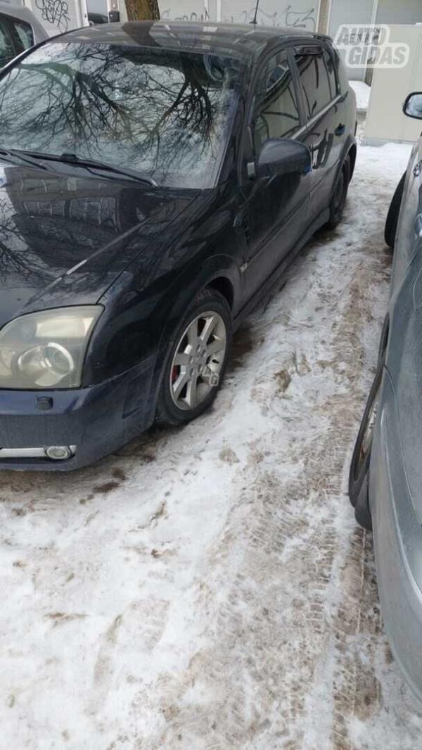 Opel Signum 2005 Viļņa, ar dzinēja tilpumu 2.20 L un nobraukumu 300 tūkst. km par 980 €, foto 3 vietnē AUTOMOTO.COM.LV