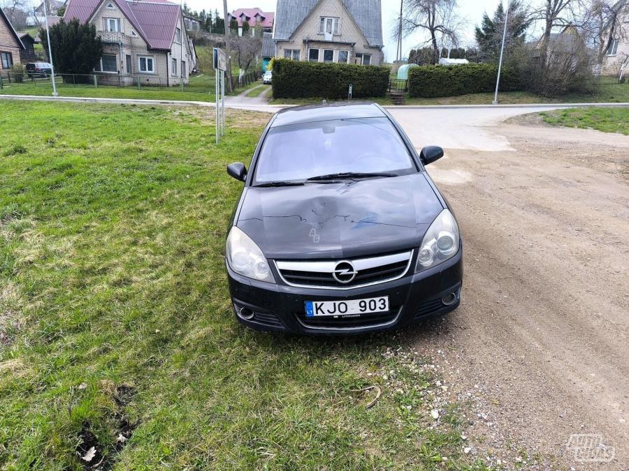 Opel Signum 2005 in Kaunas, with an engine capacity of 2.20 L and mileage of 280 thousand km for 555 €, photo 3 on AUTOMOTO.COM.LV