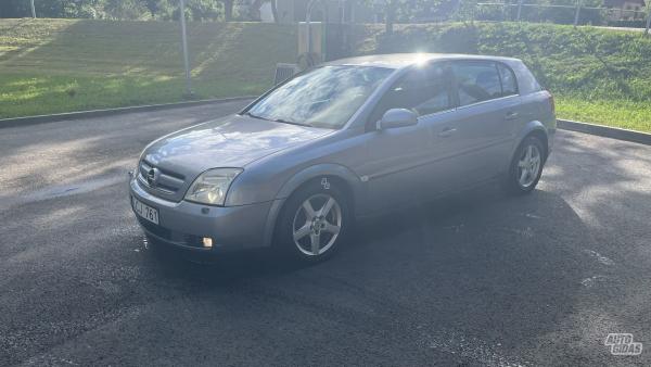 Opel Signum 2005 Viļņa, ar dzinēja tilpumu 2.20 L un nobraukumu 283 tūkst. km par 999 €, foto 5 vietnē AUTOMOTO.COM.LV