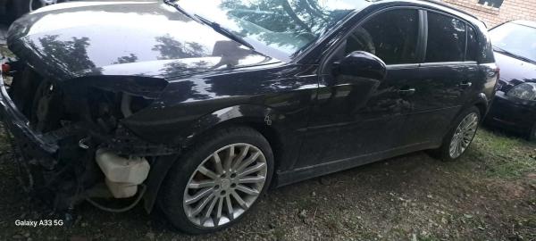 Opel Signum 2005 Kauņa, ar dzinēja tilpumu 2.80 L un nobraukumu 0 tūkst. km par 950 €, foto 5 vietnē AUTOMOTO.COM.LV