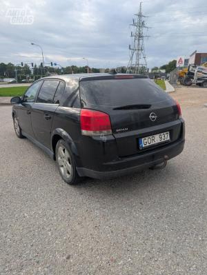Opel Signum 2005 Klaipėda, ar dzinēja tilpumu 1.90 L un nobraukumu 328 tūkst. km par 750 €, foto 4 vietnē AUTOMOTO.COM.LV