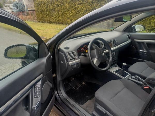 Opel Signum 2006 Kauņa, ar dzinēja tilpumu 1.90 L un nobraukumu 325 tūkst. km par 1350 €, foto 4 vietnē AUTOMOTO.COM.LV