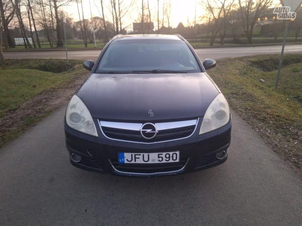 Opel Signum 2006 in Klaipeda, with an engine capacity of 1.90 L and mileage of 350 thousand km for 950 €, photo 6 on AUTOMOTO.COM.LV