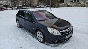 Opel Signum 2006 in Kaunas, with an engine capacity of 1.90 L and mileage of 5000 thousand km for 569 €, photo  on AUTOMOTO.COM.LV