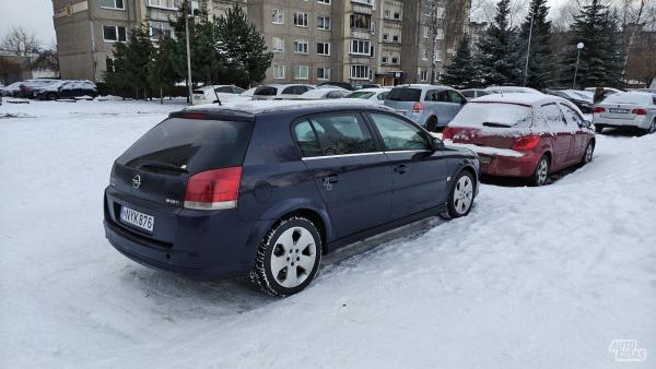 Opel Signum 2006 in Kaunas, with an engine capacity of 1.90 L and mileage of 3333 thousand km for 499 €, photo 3 on AUTOMOTO.COM.LV