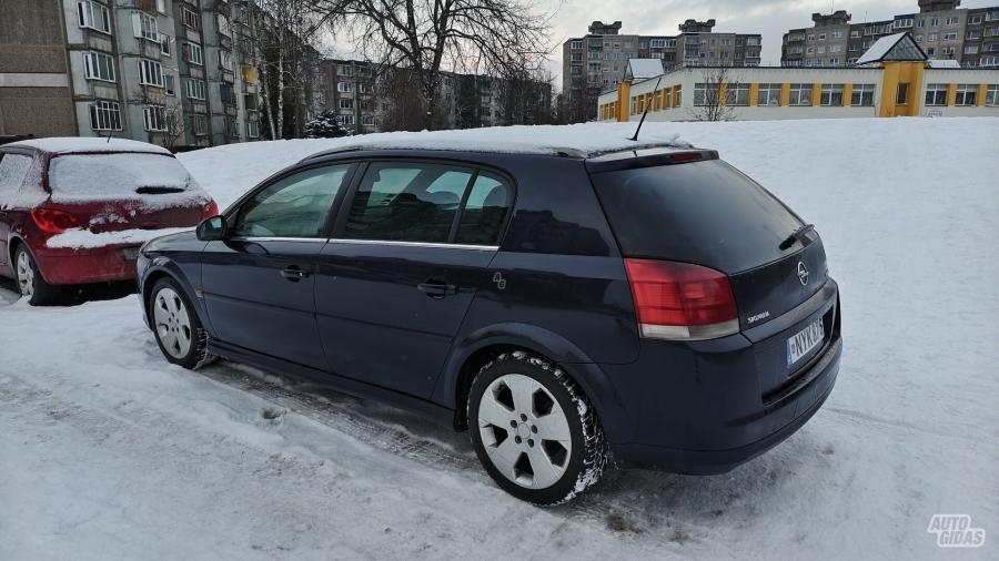 Opel Signum 2006 Kauņa, ar dzinēja tilpumu 1.90 L un nobraukumu 334 tūkst. km par 490 €, foto 4 vietnē AUTOMOTO.COM.LV