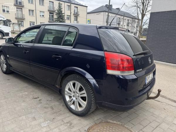 Opel Signum 2006 Kauņa, ar dzinēja tilpumu 1.90 L un nobraukumu 330 tūkst. km par 550 €, foto 9 vietnē AUTOMOTO.COM.LV