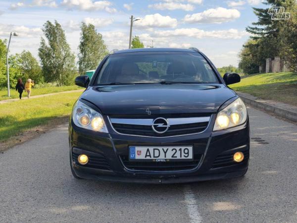 Опель Сигнум 2006 в Ионава, объемом двигателя 1.90 л и пробегом 350 тыс. км за 1200 €, фото 2 на AUTOMOTO.COM.LV