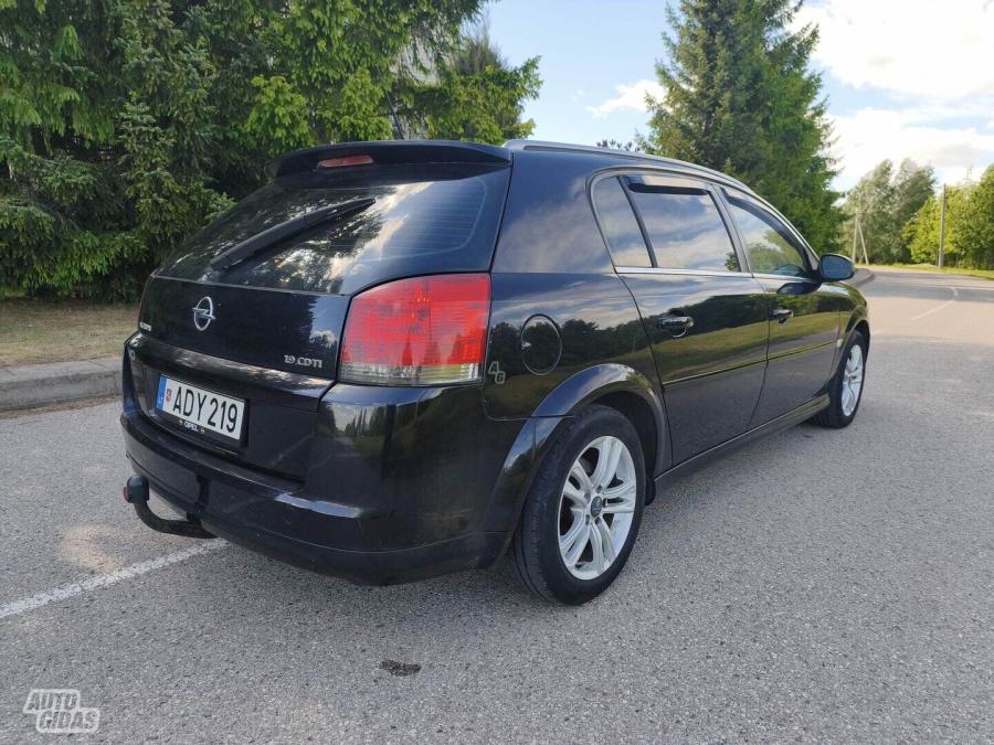 Опель Сигнум 2006 в Ионава, объемом двигателя 1.90 л и пробегом 350 тыс. км за 1200 €, фото 16 на AUTOMOTO.COM.LV