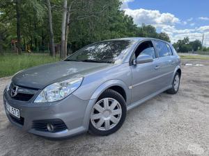 Opel Signum 2006 in Kaunas, with an engine capacity of 1.90 L and mileage of 390 thousand km for 720 €, photo  on AUTOMOTO.COM.LV