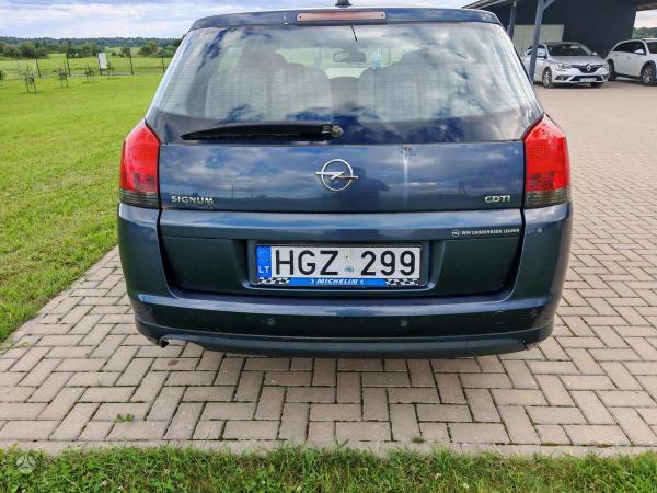 Opel Signum 2006 Viļņa, ar dzinēja tilpumu 1.90 L un nobraukumu 334 tūkst. km par 700 €, foto 4 vietnē AUTOMOTO.COM.LV