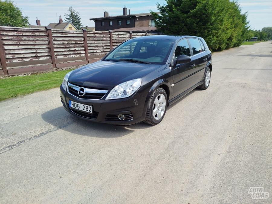 Opel Signum 2006 Šauļi, ar dzinēja tilpumu 1.90 L un nobraukumu 402 tūkst. km par 1150 €, foto 1 vietnē AUTOMOTO.COM.LV