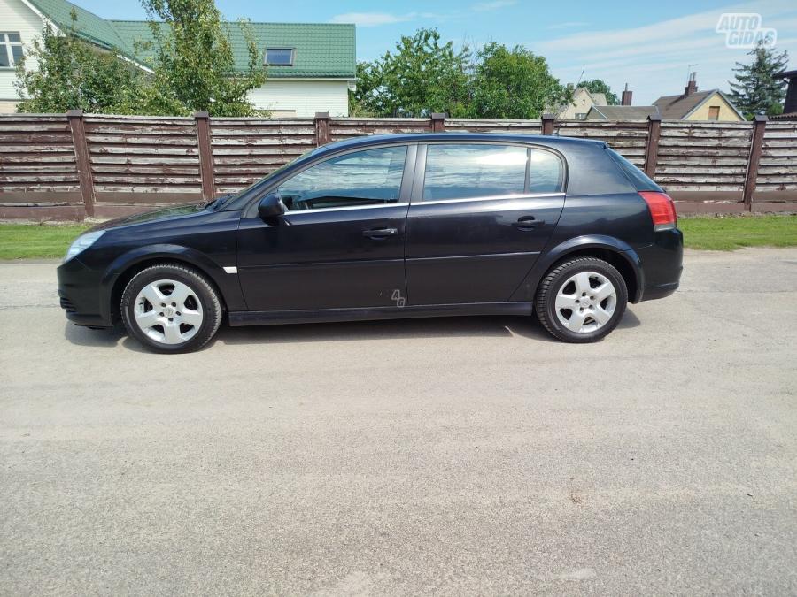 Opel Signum 2006 Šauļi, ar dzinēja tilpumu 1.90 L un nobraukumu 402 tūkst. km par 1150 €, foto 3 vietnē AUTOMOTO.COM.LV
