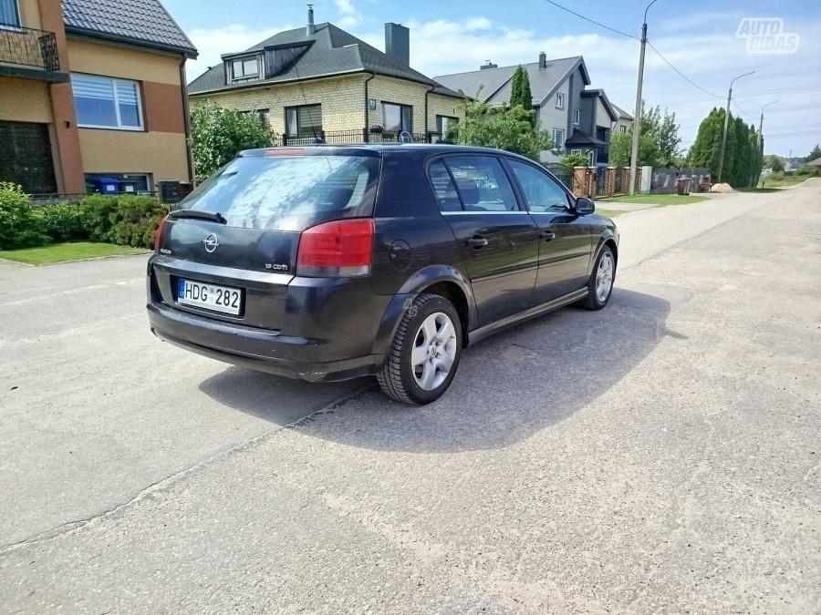 Opel Signum 2006 Šauļi, ar dzinēja tilpumu 1.90 L un nobraukumu 402 tūkst. km par 1150 €, foto 5 vietnē AUTOMOTO.COM.LV
