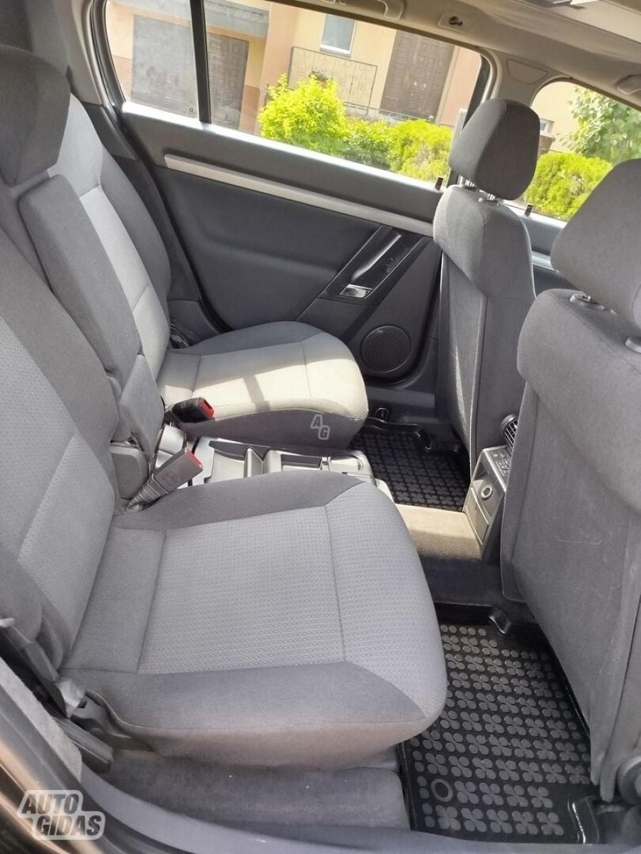Opel Signum 2006 Šauļi, ar dzinēja tilpumu 1.90 L un nobraukumu 402 tūkst. km par 1150 €, foto 10 vietnē AUTOMOTO.COM.LV