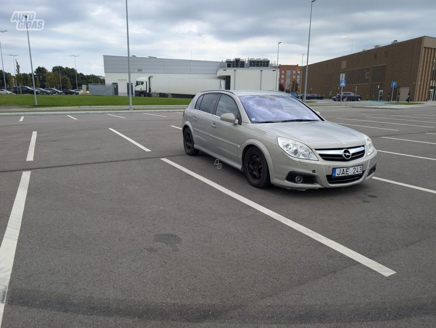 Opel Signum 2006 Klaipėda, ar dzinēja tilpumu 1.90 L un nobraukumu 427 tūkst. km par 999 €, foto 3 vietnē AUTOMOTO.COM.LV