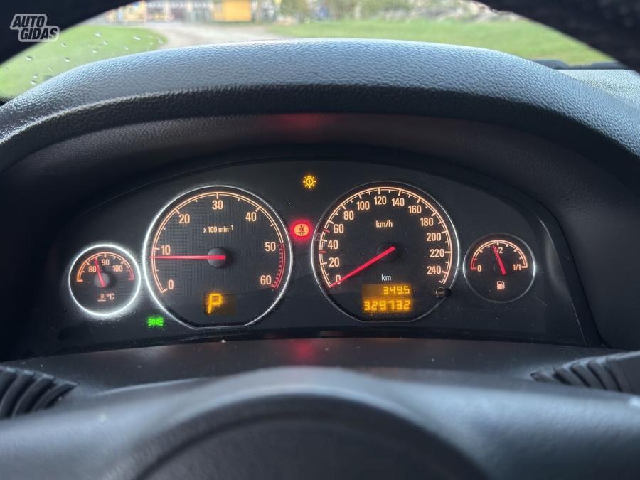 Опель Сигнум 2006 в Укмерге, объемом двигателя 1.90 л и пробегом 330 тыс. км за 780 €, фото 13 на AUTOMOTO.COM.LV
