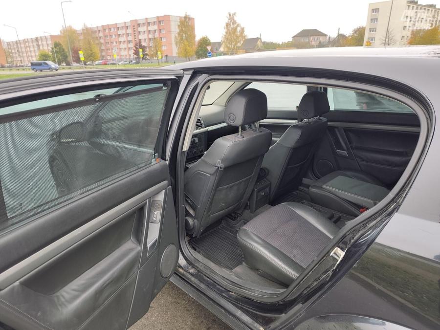 Opel Signum 2006 Radviliškis, ar dzinēja tilpumu 1.90 L un nobraukumu 300 tūkst. km par 1600 €, foto 6 vietnē AUTOMOTO.COM.LV