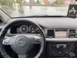 Opel Signum 2006 Radviliškis, ar dzinēja tilpumu 1.90 L un nobraukumu 300 tūkst. km par 1600 €, foto 7 vietnē AUTOMOTO.COM.LV