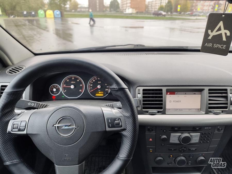 Opel Signum 2006 Radviliškis, ar dzinēja tilpumu 1.90 L un nobraukumu 300 tūkst. km par 1600 €, foto 7 vietnē AUTOMOTO.COM.LV