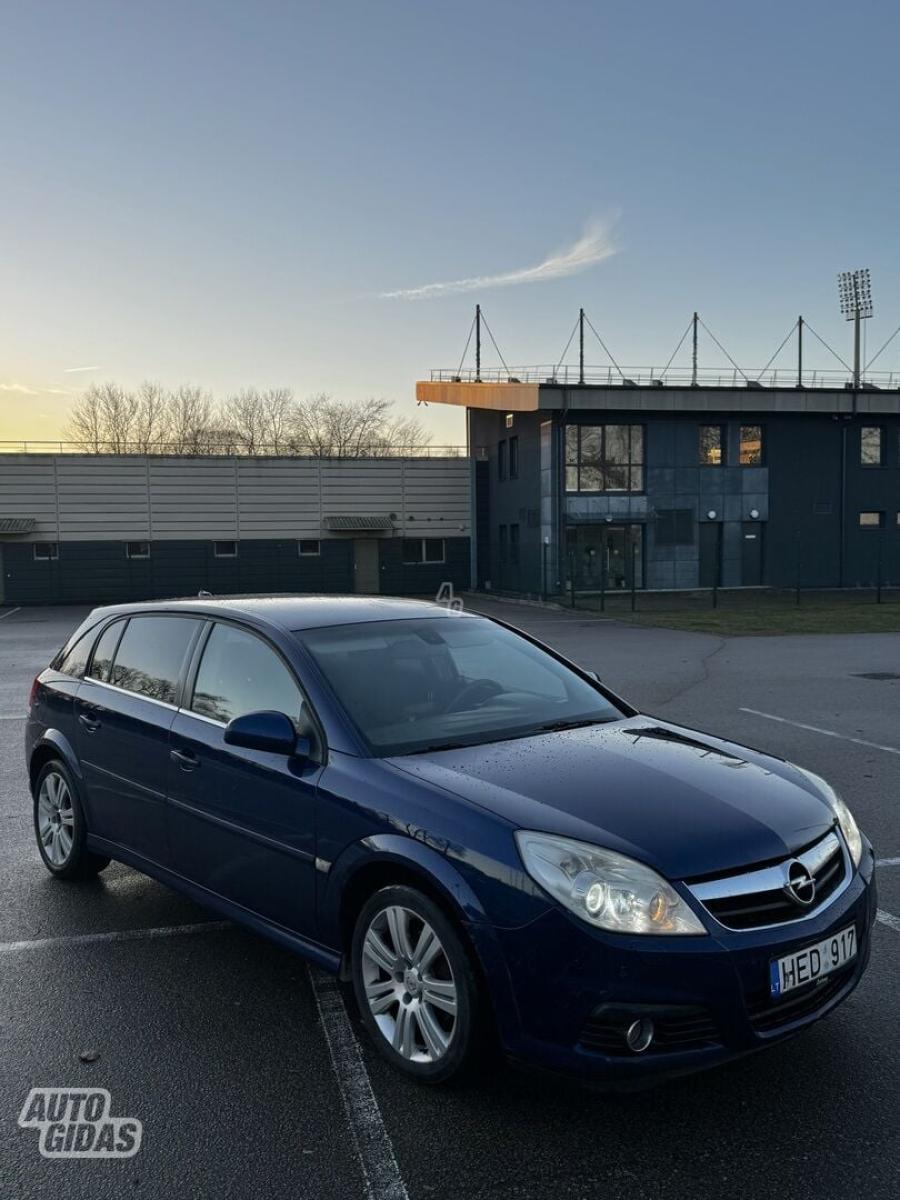 Opel Signum 2007 Viļņa, ar dzinēja tilpumu 1.90 L un nobraukumu 364 tūkst. km par 1500 €, foto 10 vietnē AUTOMOTO.COM.LV