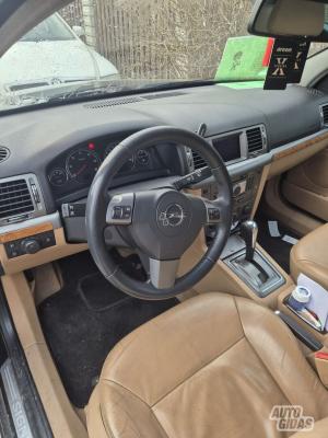 Opel Signum 2007 Klaipėda, ar dzinēja tilpumu 3.00 L un nobraukumu 280 tūkst. km par 1000 €, foto 5 vietnē AUTOMOTO.COM.LV