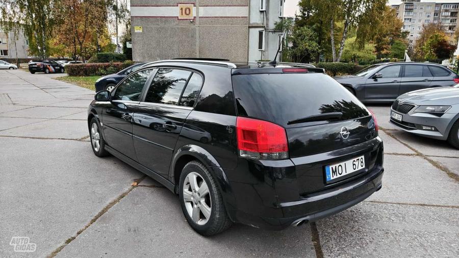 Opel Signum 2007 Kauņa, ar dzinēja tilpumu 2.20 L un nobraukumu 204 tūkst. km par 1398 €, foto 4 vietnē AUTOMOTO.COM.LV
