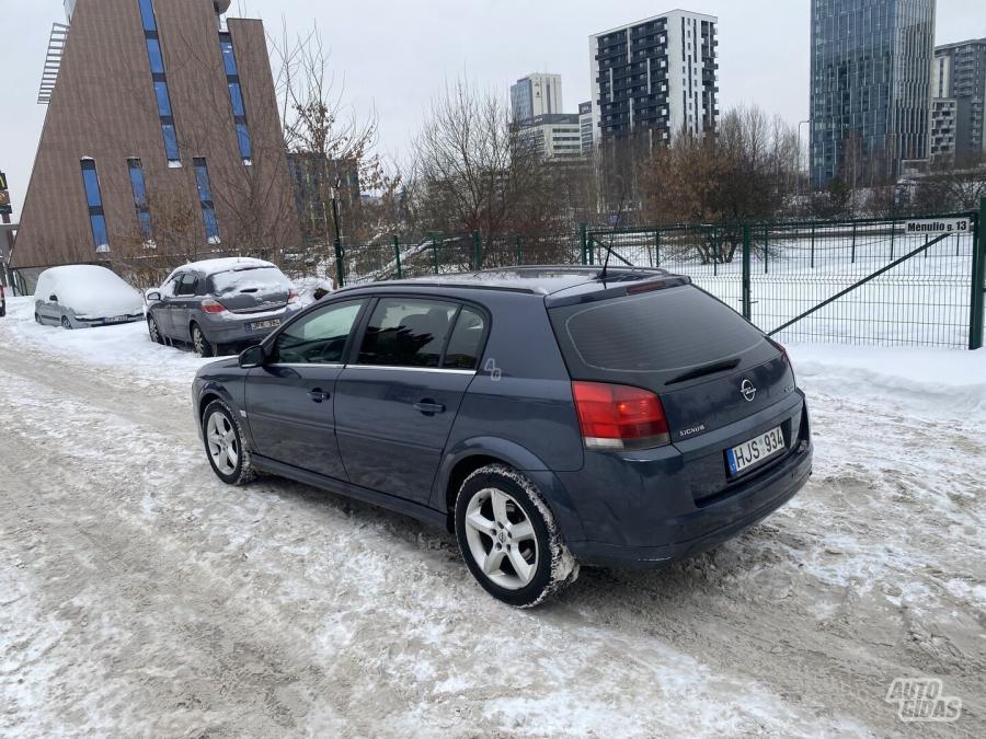 Opel Signum 2007 Viļņa, ar dzinēja tilpumu 1.90 L un nobraukumu 300 tūkst. km par 990 €, foto 2 vietnē AUTOMOTO.COM.LV