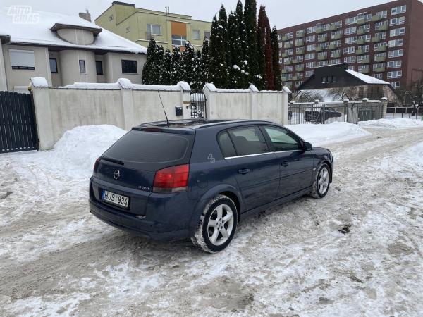 Opel Signum 2007 Viļņa, ar dzinēja tilpumu 1.90 L un nobraukumu 300 tūkst. km par 990 €, foto 3 vietnē AUTOMOTO.COM.LV
