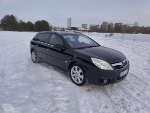 Opel Signum 2007 in Vilnius, with an engine capacity of 1.90 L and mileage of 312 thousand km for 1600 €, photo 3 on AUTOMOTO.COM.LV