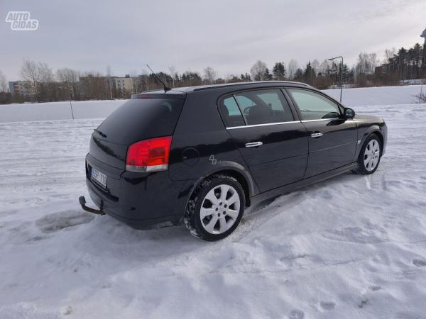 Opel Signum 2007 in Vilnius, with an engine capacity of 1.90 L and mileage of 312 thousand km for 1600 €, photo 4 on AUTOMOTO.COM.LV