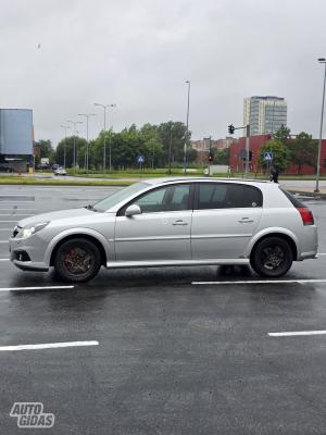 Opel Signum 2007 in Klaipeda, with an engine capacity of 3.00 L and mileage of 263 thousand km for 1300 €, photo 4 on AUTOMOTO.COM.LV