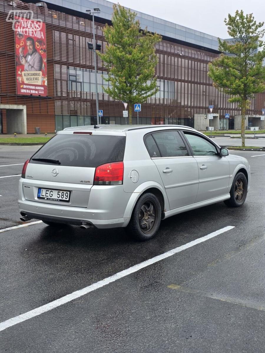 Opel Signum 2007 in Klaipeda, with an engine capacity of 3.00 L and mileage of 263 thousand km for 1300 €, photo 7 on AUTOMOTO.COM.LV