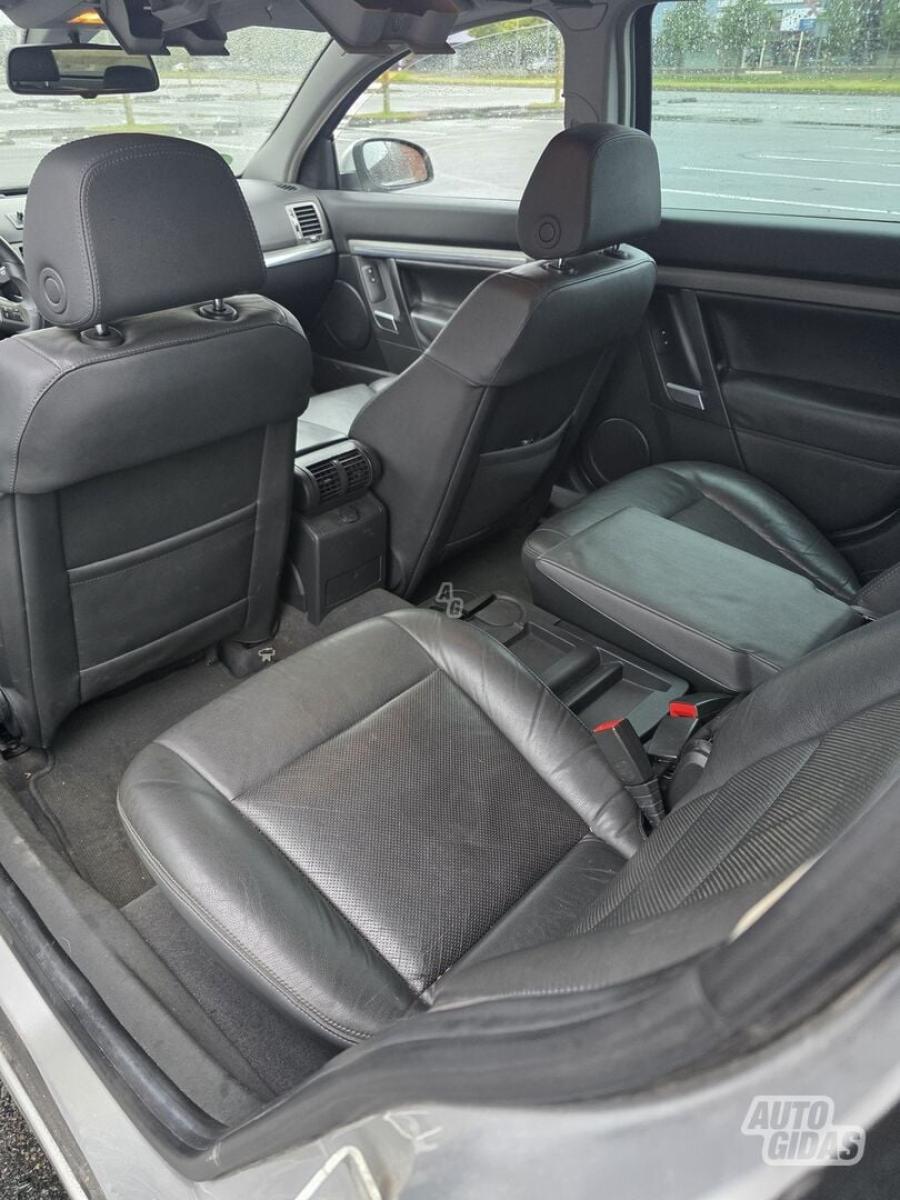 Opel Signum 2007 in Klaipeda, with an engine capacity of 3.00 L and mileage of 263 thousand km for 1300 €, photo 11 on AUTOMOTO.COM.LV