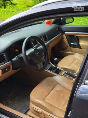 Opel Signum 2007 Alīta, ar dzinēja tilpumu 1.90 L un nobraukumu 335 tūkst. km par 1050 €, foto 8 vietnē AUTOMOTO.COM.LV