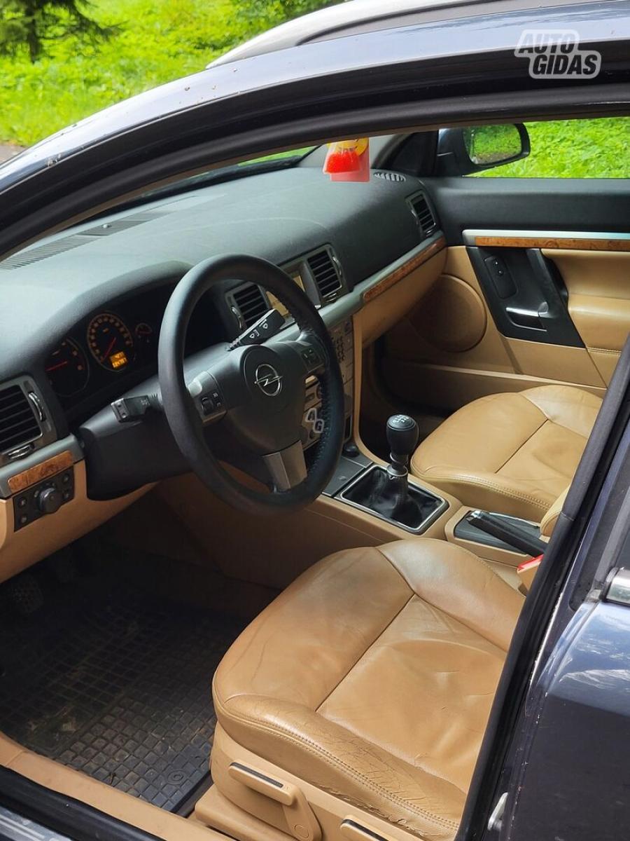 Opel Signum 2007 Alīta, ar dzinēja tilpumu 1.90 L un nobraukumu 335 tūkst. km par 1050 €, foto 8 vietnē AUTOMOTO.COM.LV