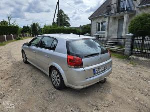 Opel Signum 2007 in Prienai, with an engine capacity of 1.90 L and mileage of 300 thousand km for 850 €, photo 6 on AUTOMOTO.COM.LV