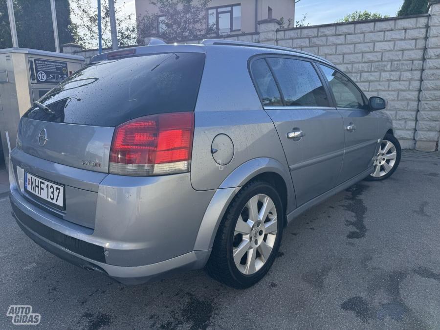 Opel Signum 2007 in Kaunas, with an engine capacity of 1.90 L and mileage of 300 thousand km for 850 €, photo 5 on AUTOMOTO.COM.LV