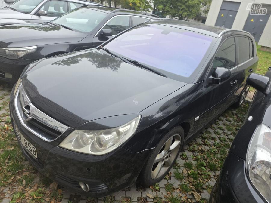 Opel Signum 2007 Viļņa, ar dzinēja tilpumu 1.90 L un nobraukumu 400 tūkst. km par 1100 €, foto 1 vietnē AUTOMOTO.COM.LV