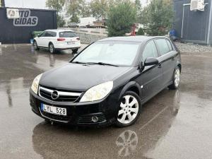 Opel Signum 2007 Kauņa, ar dzinēja tilpumu 1.90 L un nobraukumu 310 tūkst. km par 1390 €, foto  vietnē AUTOMOTO.COM.LV