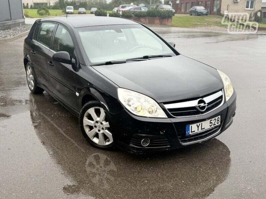 Opel Signum 2007 in Kaunas, with an engine capacity of 1.90 L and mileage of 310 thousand km for 1390 €, photo 7 on AUTOMOTO.COM.LV