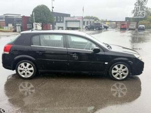 Opel Signum 2007 in Kaunas, with an engine capacity of 1.90 L and mileage of 310 thousand km for 1390 €, photo 11 on AUTOMOTO.COM.LV